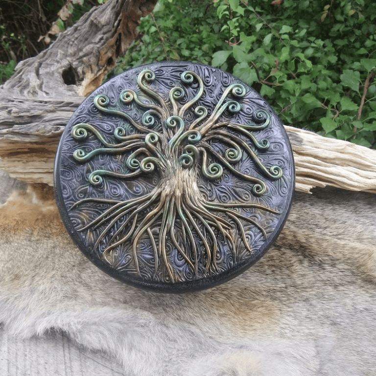 12 Best Manifestation Boxes in 2023 | Manifest a Perfect Life